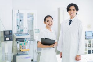 HCU（高度治療室）とは？ICU（集中治療室）とどう違うの？｜HCUでの看護師の役目を紹介 | MORE REJOB