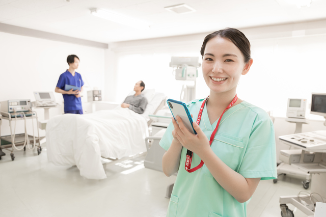 HCU（高度治療室）とは？ICU（集中治療室）とどう違うの？｜HCUでの看護師の役目を紹介 | MORE REJOB